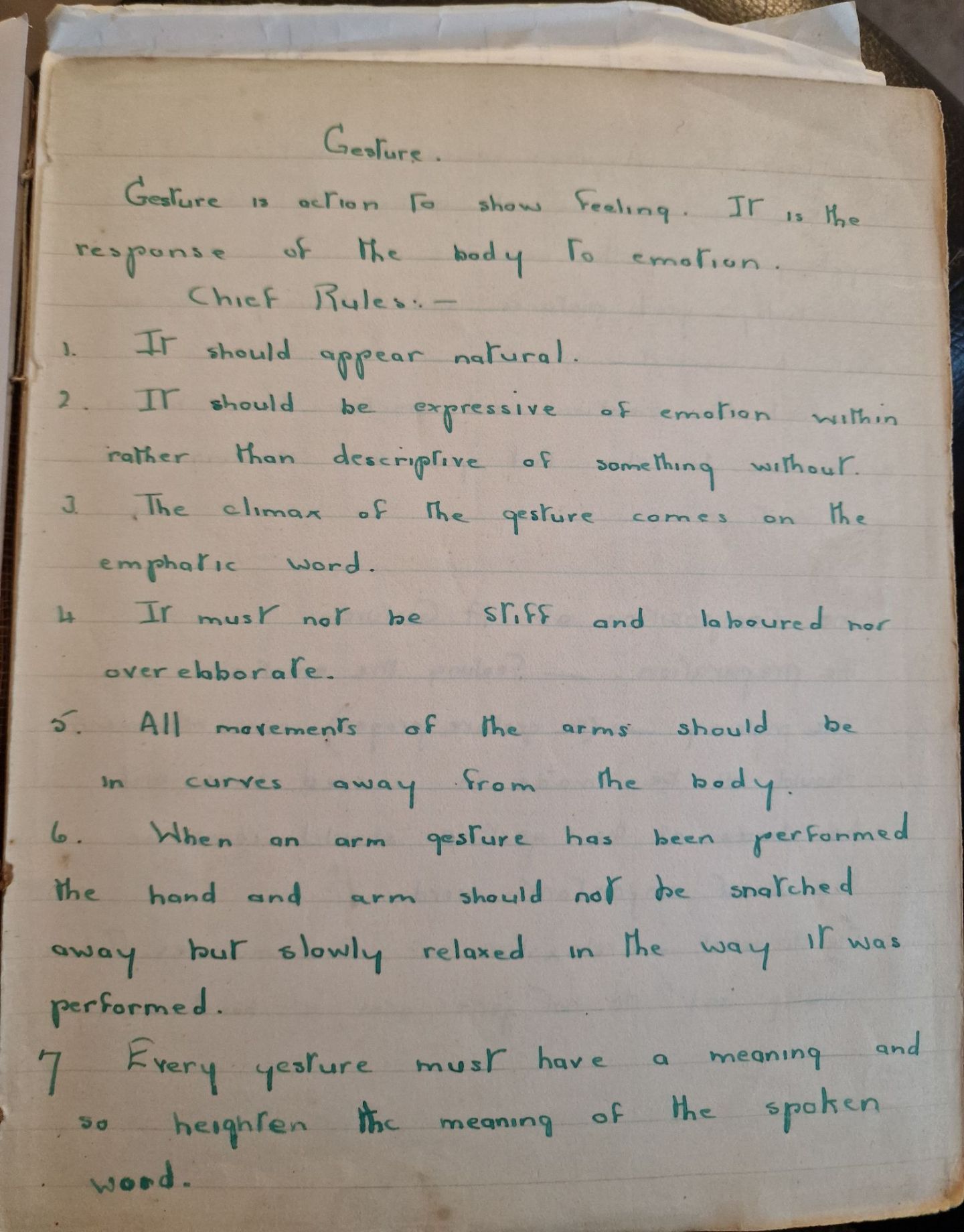 Graceful Speech & Timeless Tales: Mastering the Art of Gesture | Max Hemingway